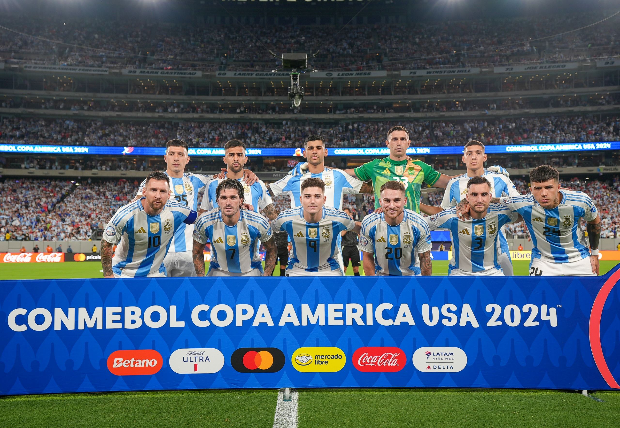 Argentina avanzó a los cuartos de final de la Copa América 2024